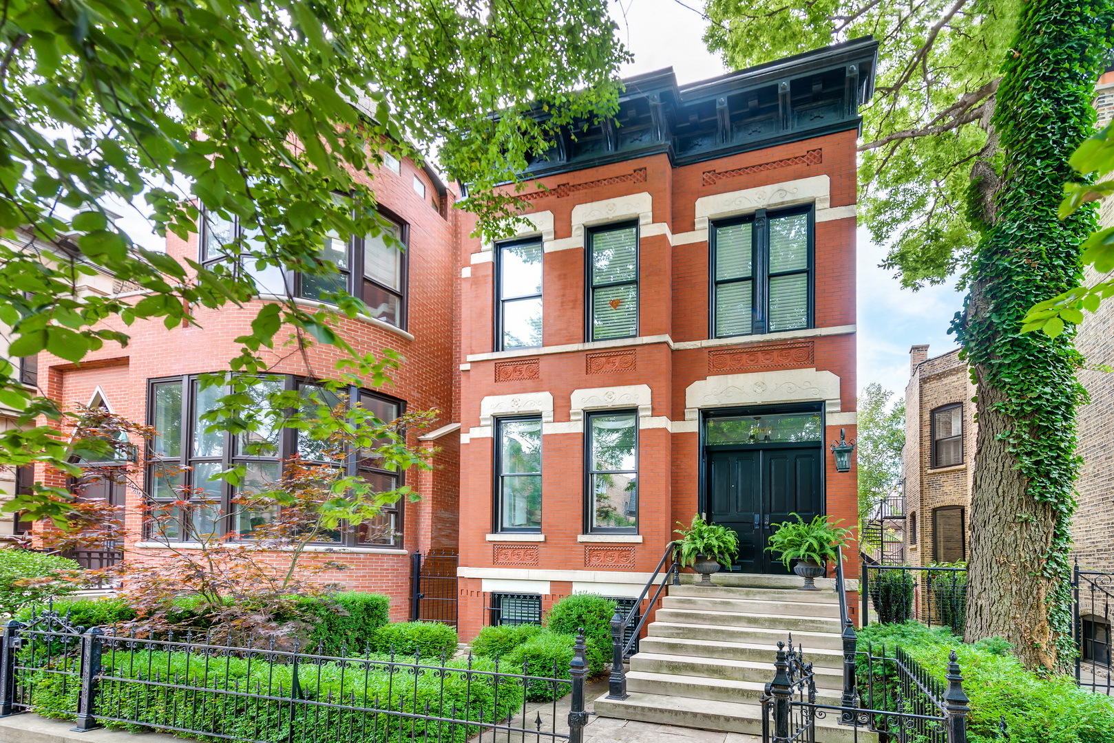 Stunning Homes In Chicago That Recently Sold - Haven Lifestyles