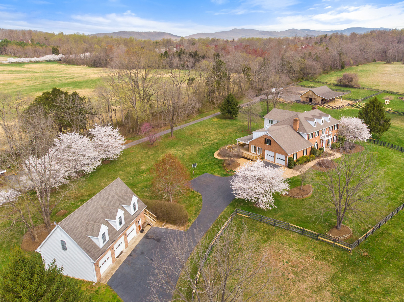 Gorgeous Virginia Listings with Sweeping Views - Haven Lifestyles