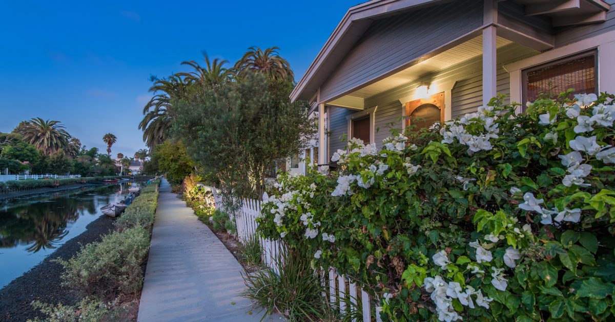 10 Beautiful Cali Homes with Spectacular Amenities - Haven Lifestyles