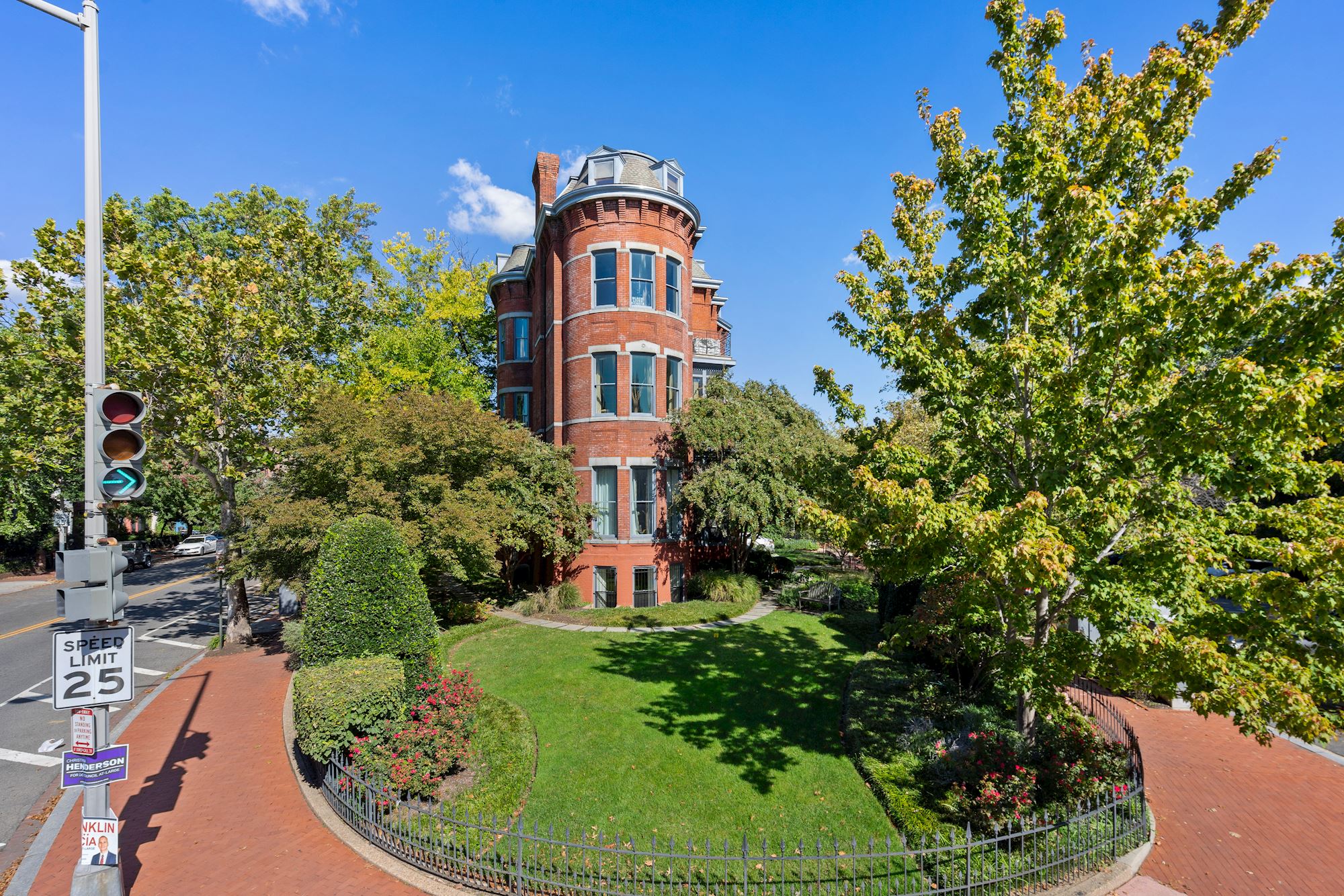 7 Stunning Homes on the Market in DC - Haven Lifestyles