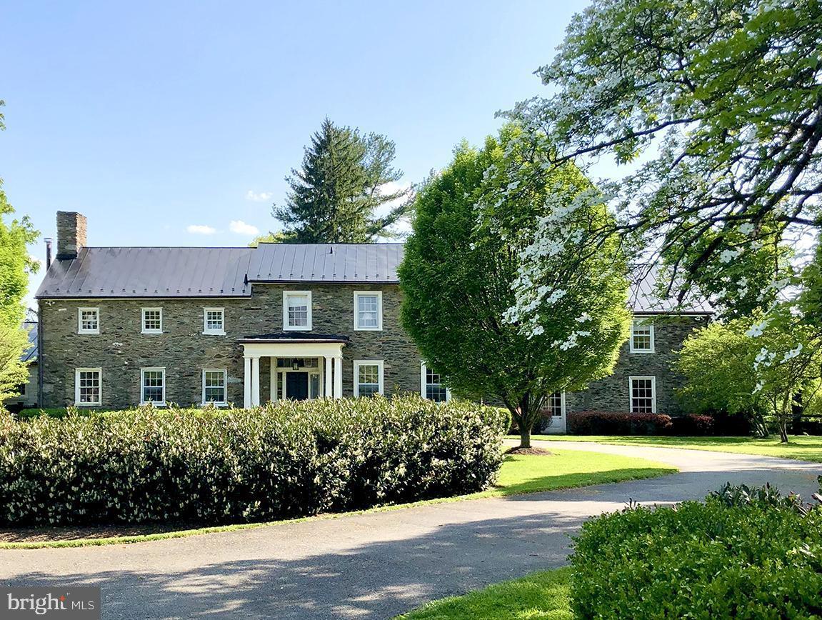 8 Beautiful Charming Homes - Haven Lifestyles