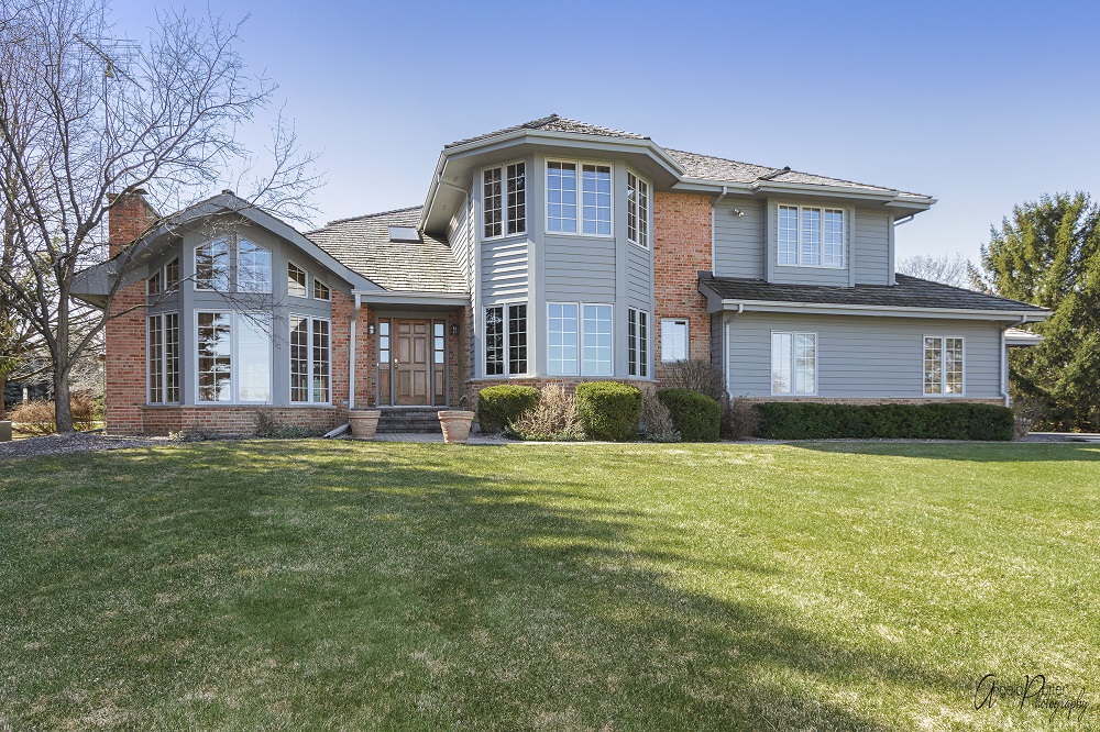 7 Fabulous Properties On The Market Under $1 Million - Haven Lifestyles