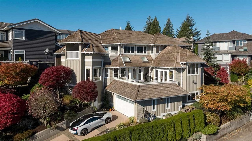 10 Amazing Properties On The Market In Desirable Neighborhoods - Haven ...