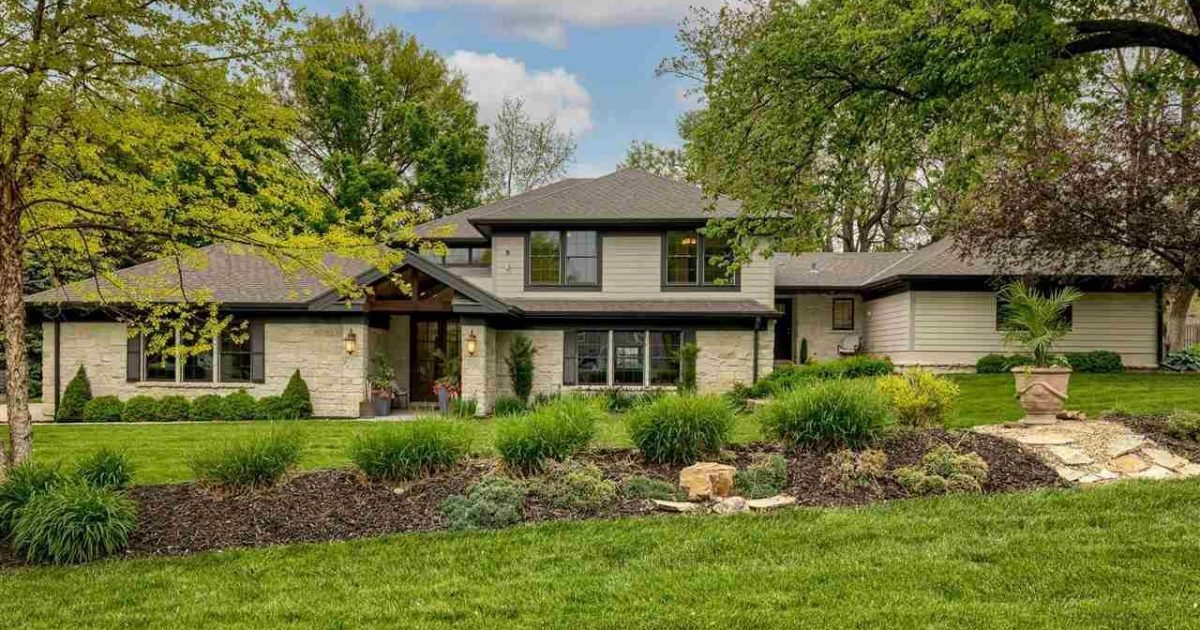 4 Beautiful Homes On The Market In Nebraska - Haven Lifestyles