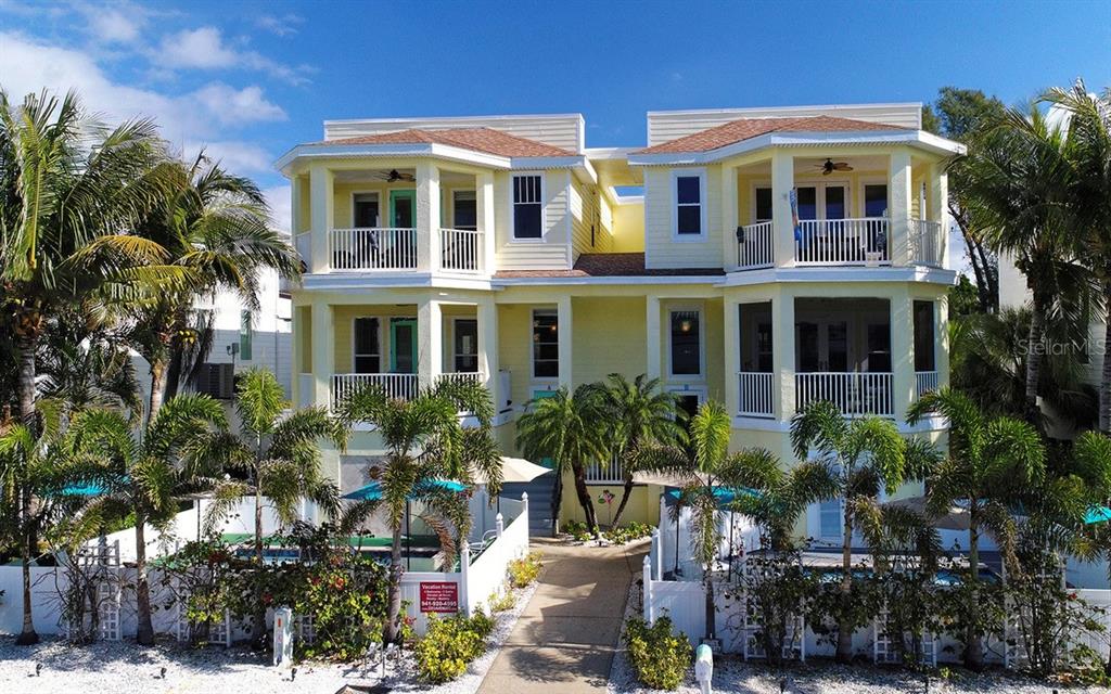 9 Amazing Properties On The Market In Sought-After Neighborhoods ...