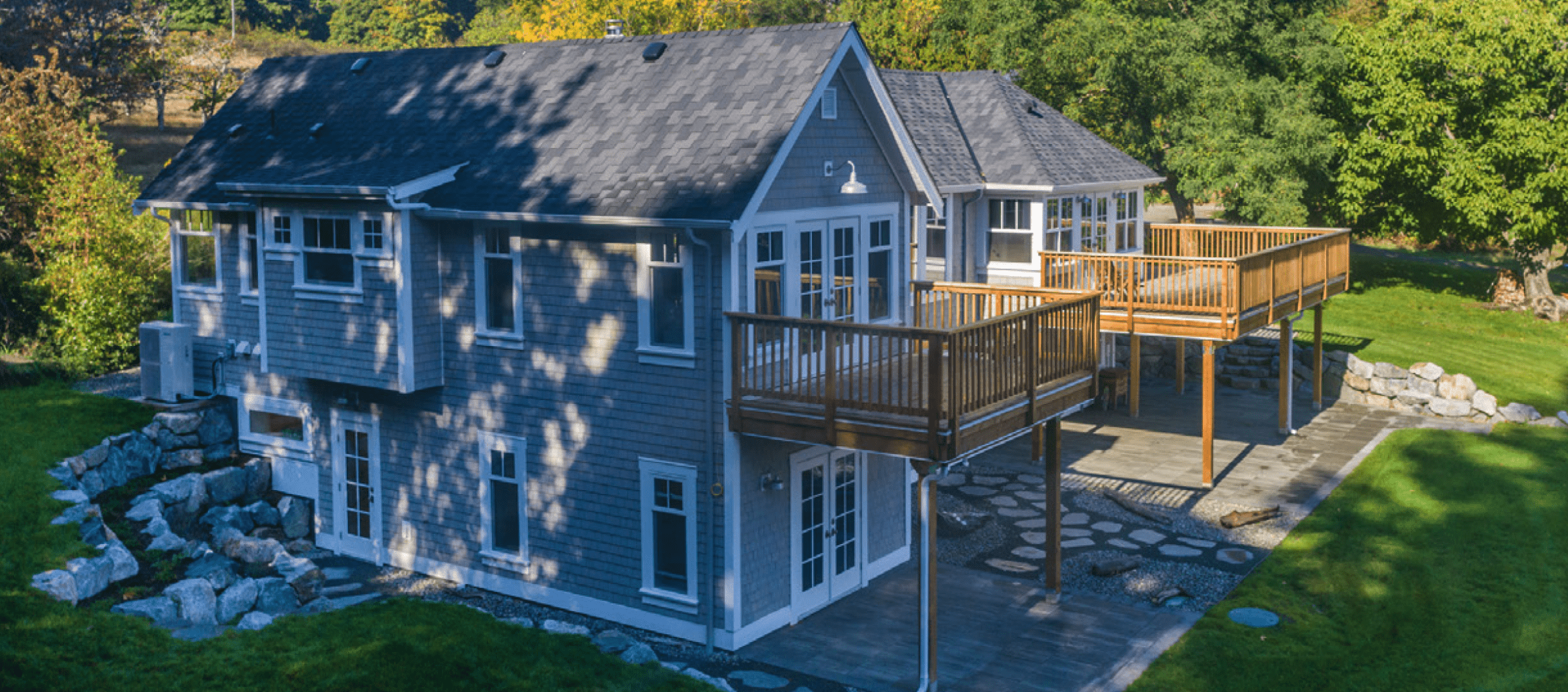 9 Simply Spectacular Waterfront Homes On The Market - Haven Lifestyles