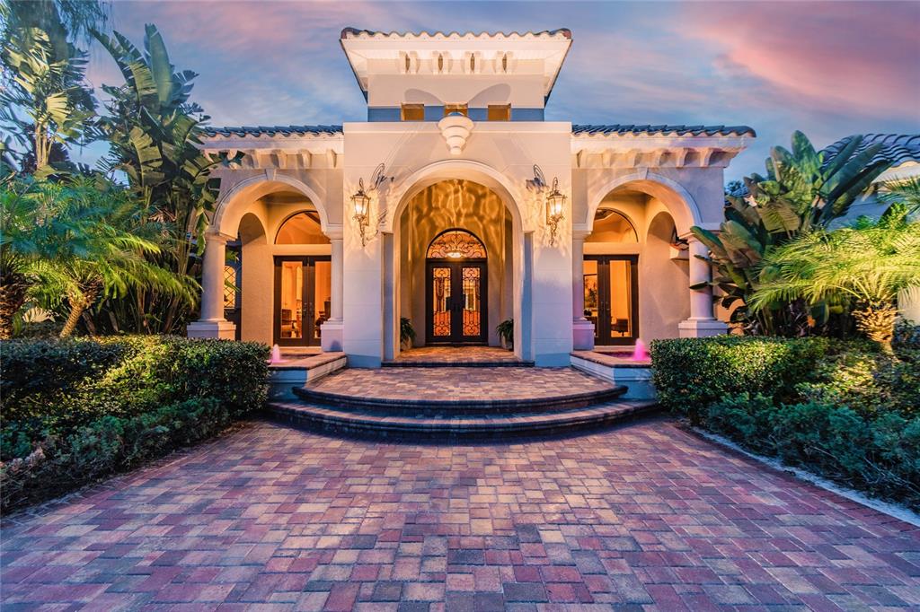 4 Incredibly Lavish Homes On The Market - Haven Lifestyles