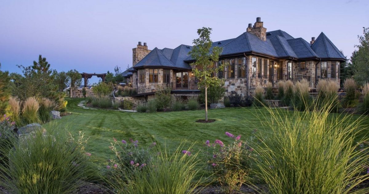 5 Incredibly Lavish Estates On The Market - Haven Lifestyles