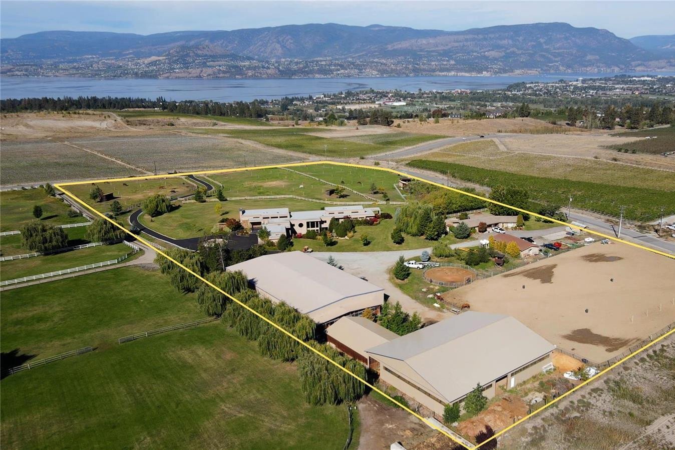 5 Gorgeous Properties On The Market With At Least 5 Acres of Land ...