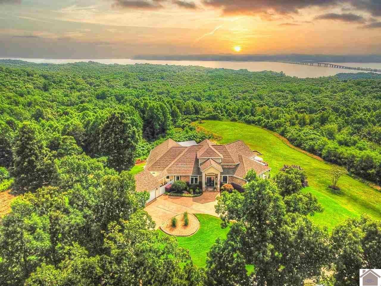 5 Stunning Homes On The Market With Incredible Views - Haven Lifestyles