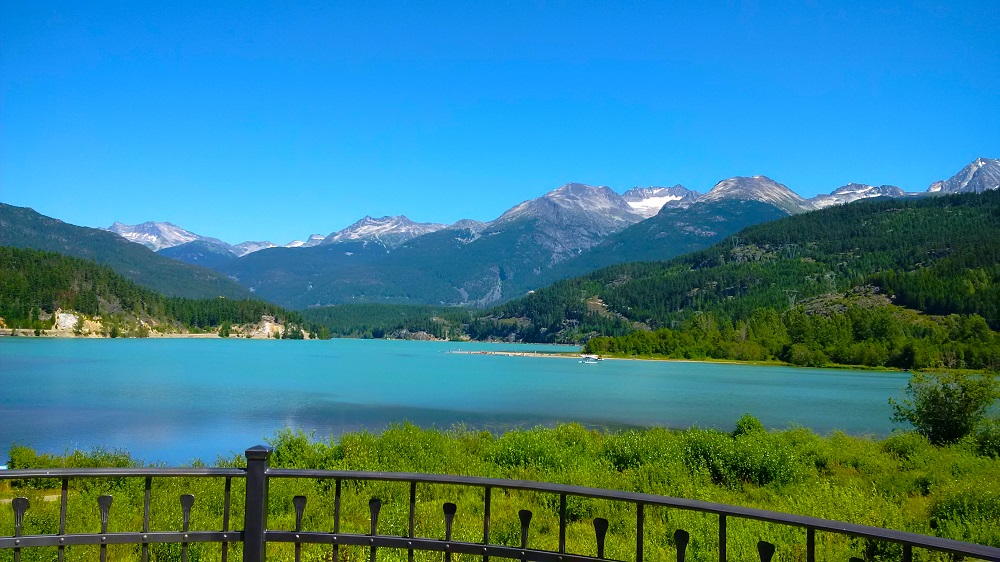 10 Stunning Homes On The Market With Impressive Views - Haven Lifestyles