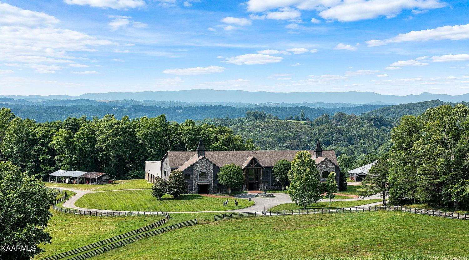10 Impressive Farm & Equestrian Properties On The Market - Haven Lifestyles