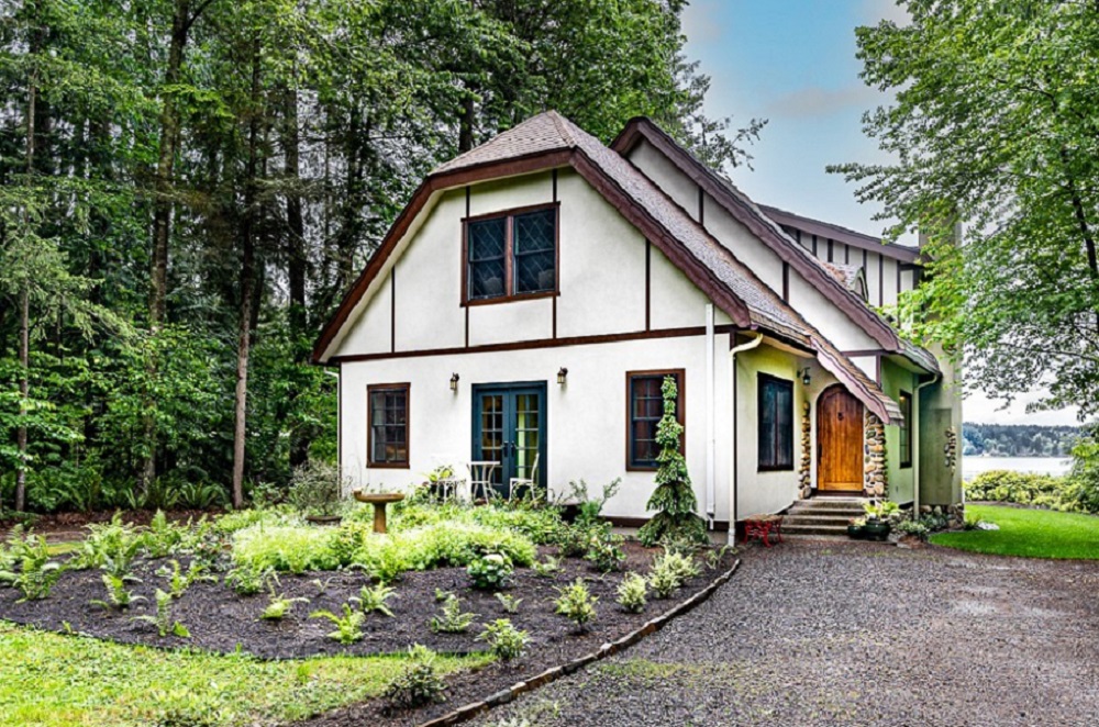 6 Charming Washington Homes On The Market - Haven Lifestyles