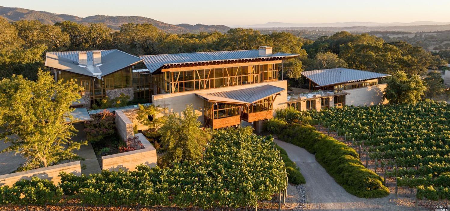 Landmark Estate Designed By Cutler Anderson with Meteor Vineyard ...