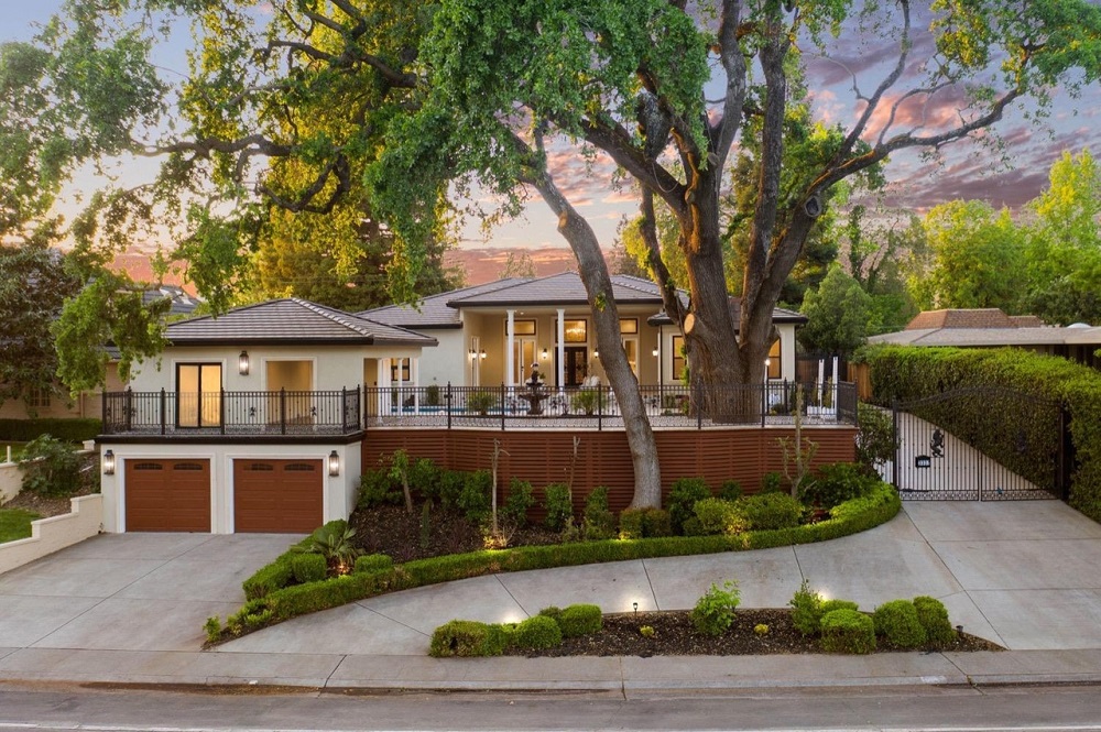 8 Stunningly Modern Homes On The Market - Haven Lifestyles