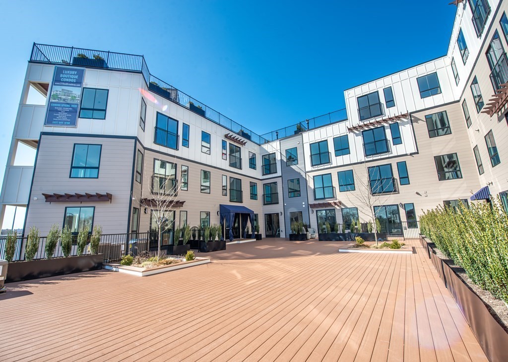 4 Stunning Condos On The Market - Haven Lifestyles