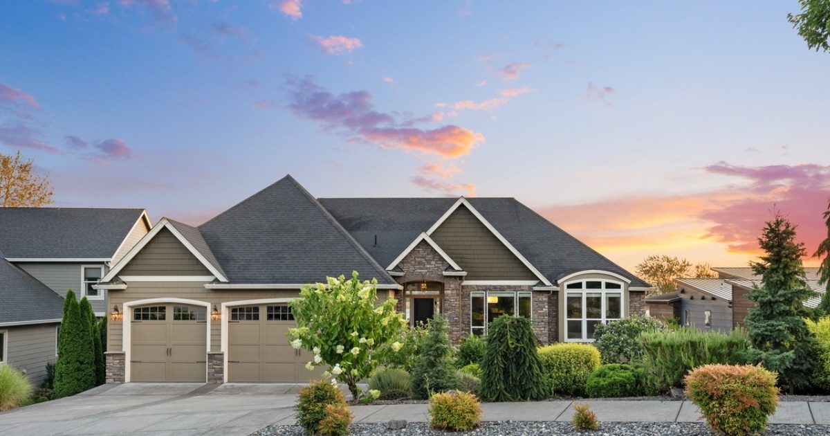 8 Washington Homes On The Market With Picturesque Views - Haven Lifestyles