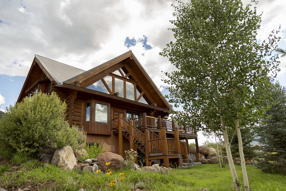 8 Acreage-Rich Properties on the Market - Haven Lifestyles