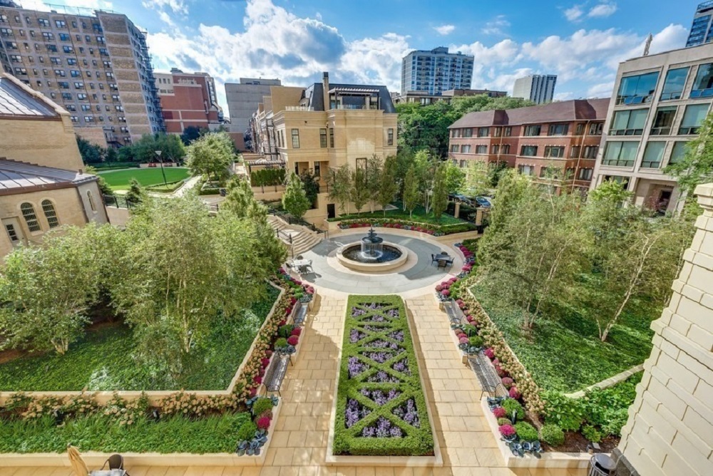 8 Contemporary Townhomes and Condos on the Market - Haven Lifestyles
