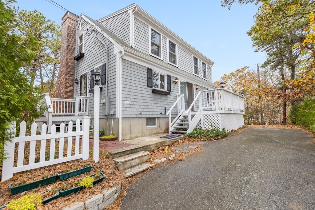 3 Massachusetts Homes with Charming Design on the Market - Haven Lifestyles