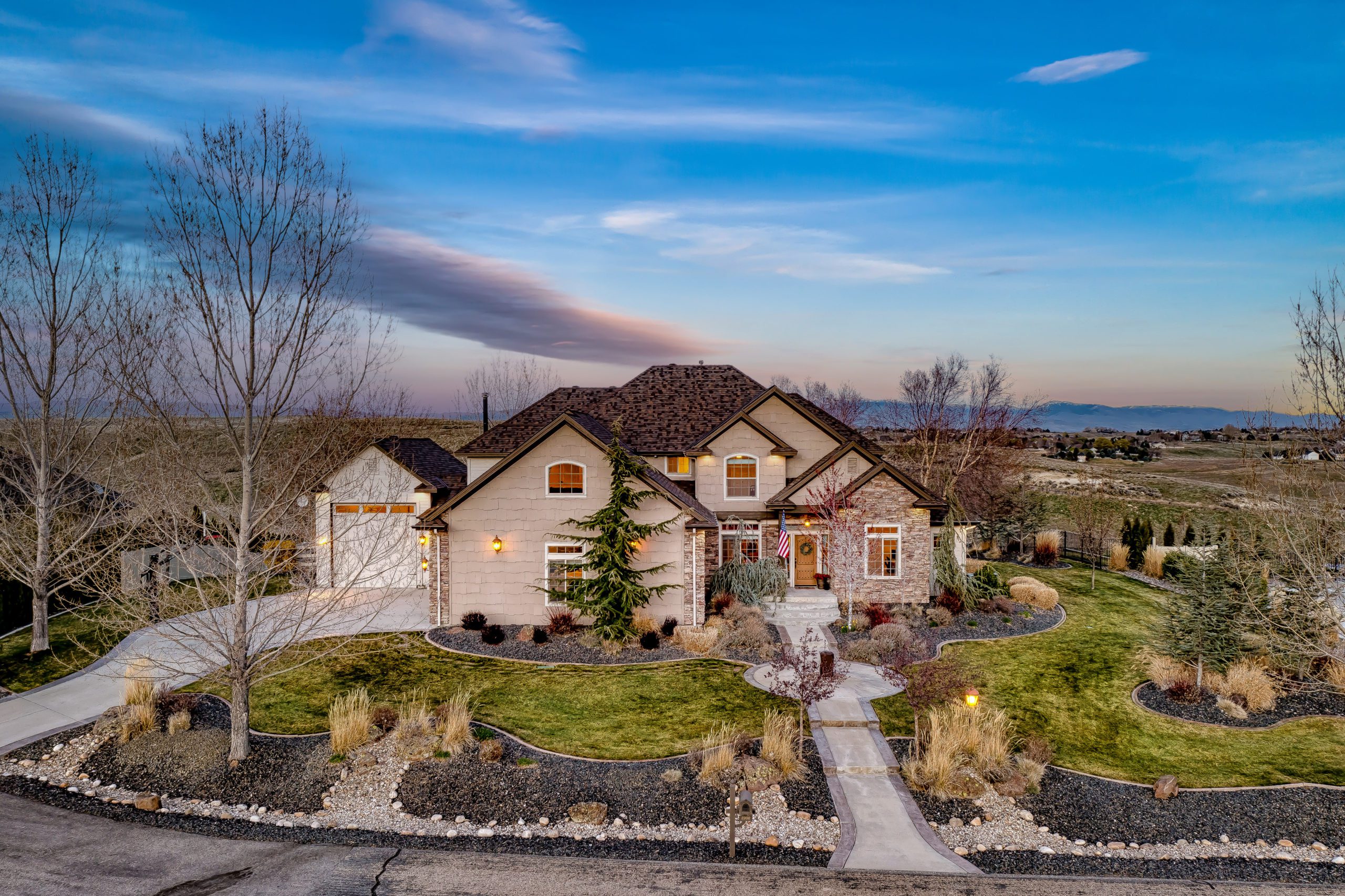 Immaculate Estate Steeped in Idaho’s Scenery - Haven Lifestyles