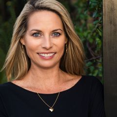 5 Stunning Homes with Boatlifts For Sale in Florida - Haven Lifestyles