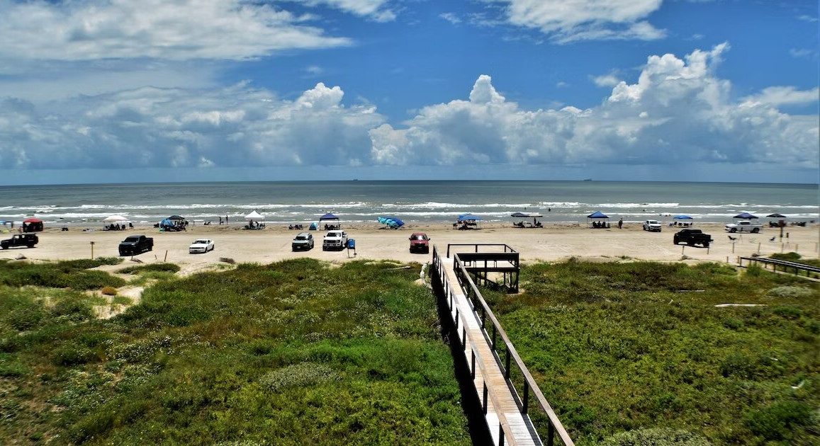 Picturesque Sandy Beaches to Enjoy Near Houston - Haven Lifestyles