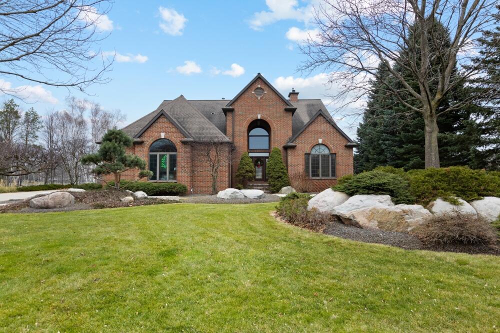 8 Luxury Homes for Sale in Michigan - Haven Lifestyles