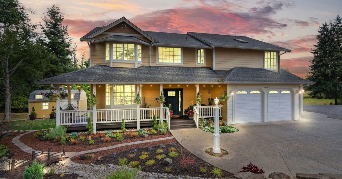 10 Spacious Washington Homes for Sale - Haven Lifestyles