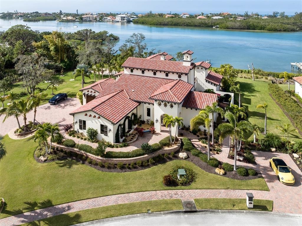 10 Custom-Built Homes on the Florida Market - Haven Lifestyles