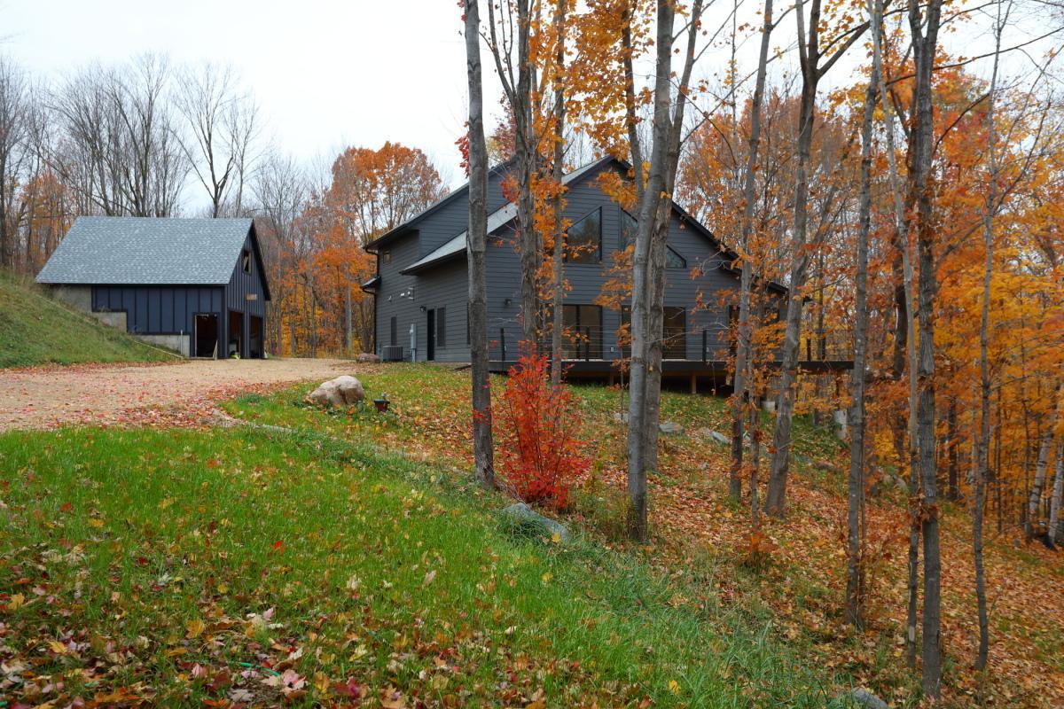 4 Tranquil Homes on the Wisconsin Market - Haven Lifestyles