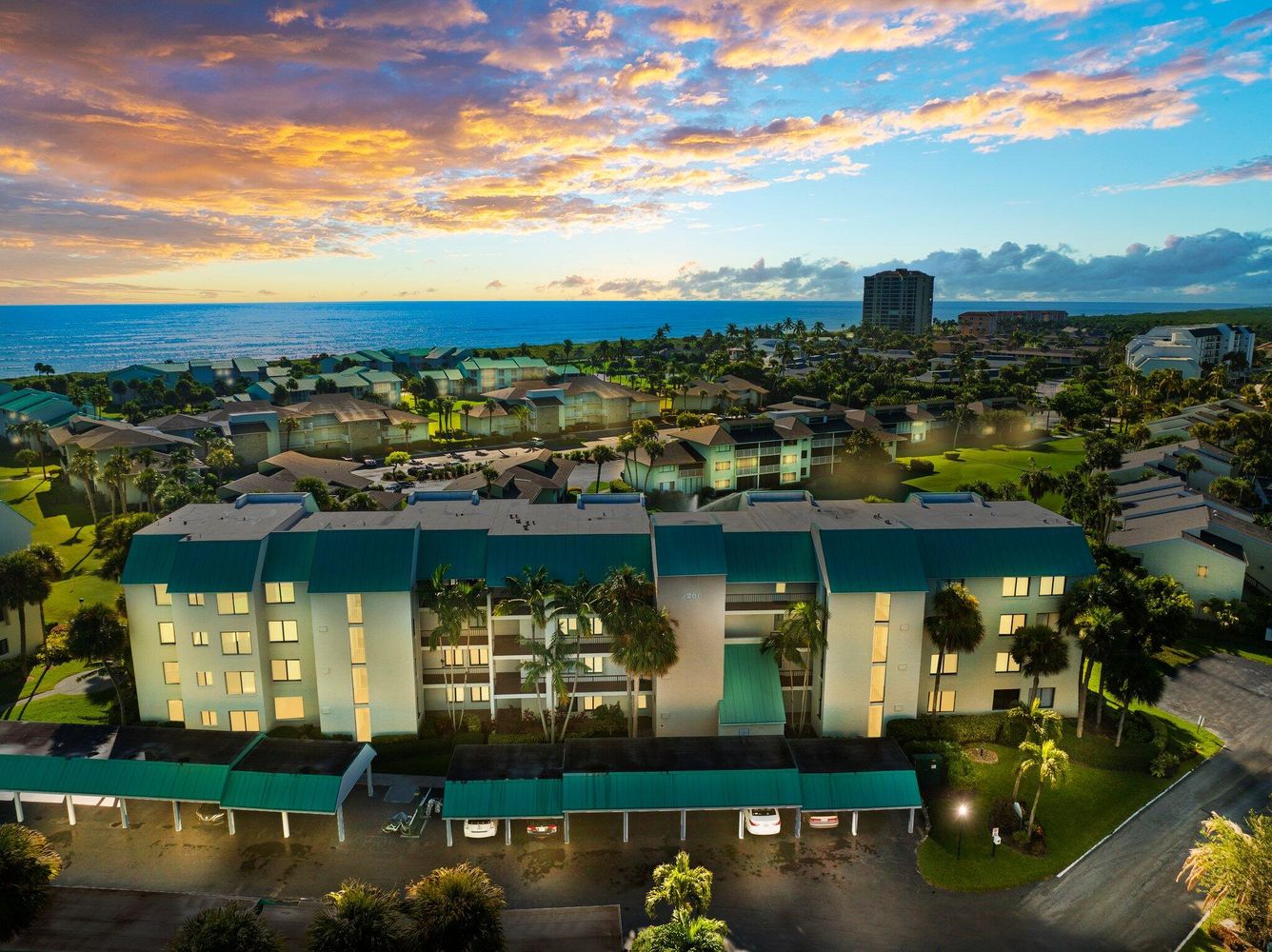 10 Refreshing Beachfront Properties for Sale in Florida - Haven Lifestyles