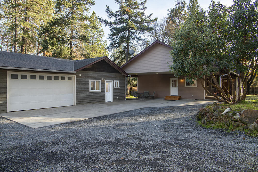 11 Luxury Oregon Homes Currently Available for Sale - Haven Lifestyles