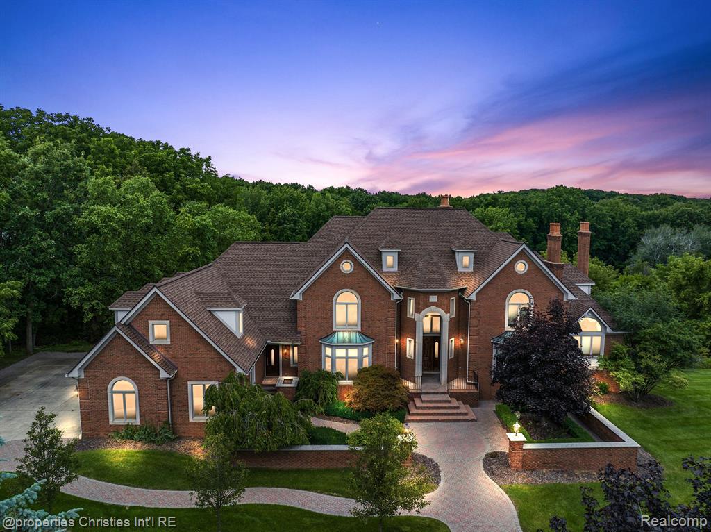 5 Stunning Homes on the Michigan Market - Haven Lifestyles