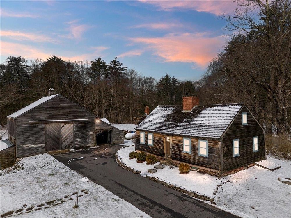 8 Incredibly Charming Properties Available in New Hampshire - Haven ...