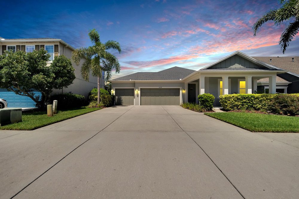 6 Stunning Water-Frontage Homes for Sale in Florida - Haven Lifestyles